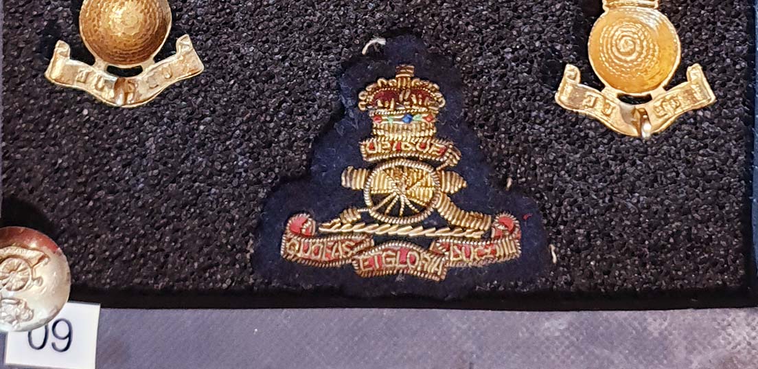 Royal Australian Artillery: Beret Badges approved for wear by Warrant ...